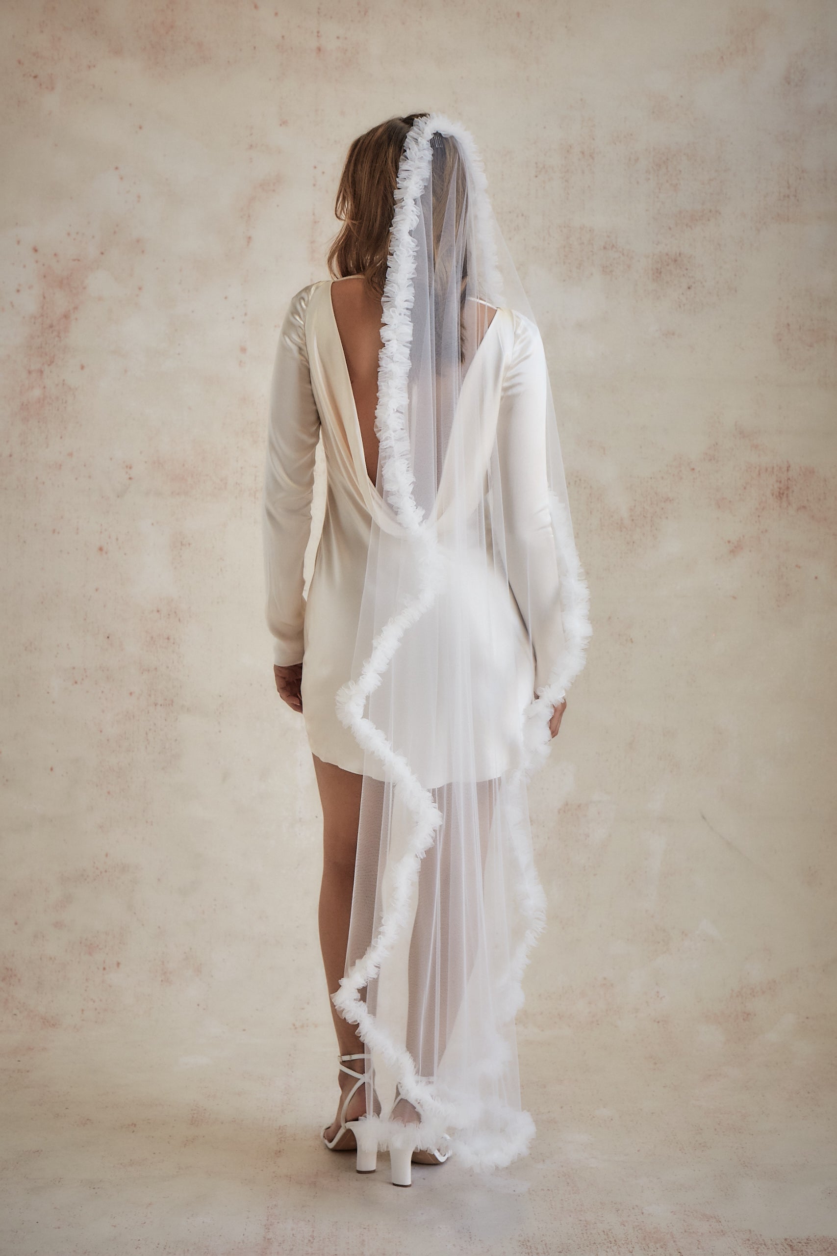 Arabella Ruffle Veil – Dove Grey Bridal