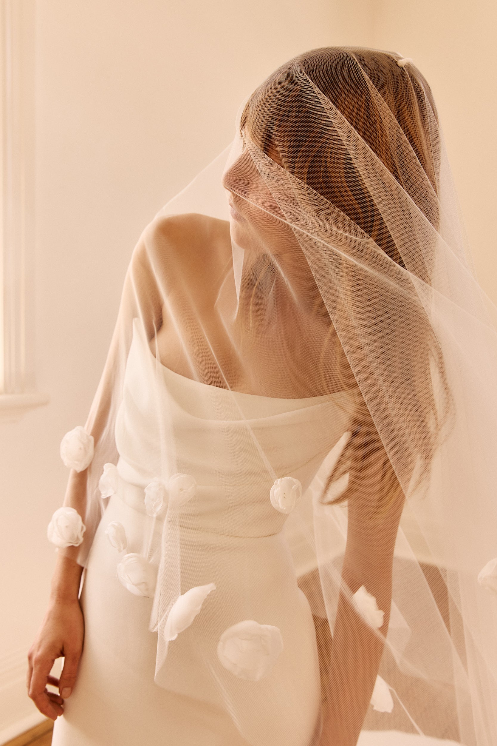 Jolene Organza Flower Tulle Veil – Dove Grey Bridal